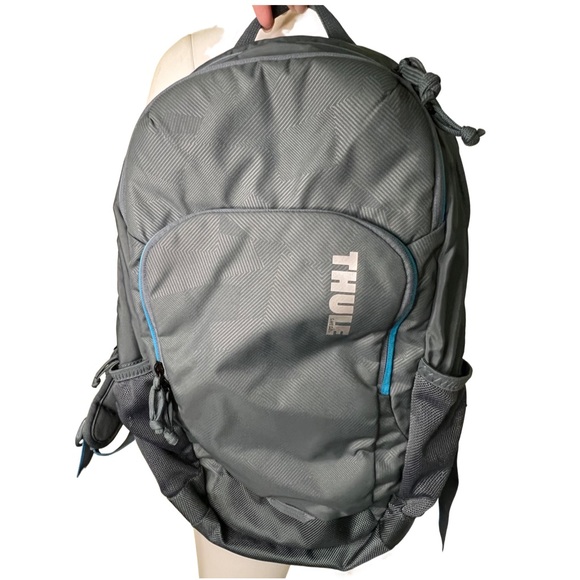 Thule | Bags | Thule Backpack | Poshmark